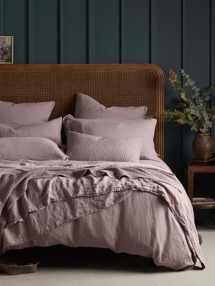 Luxury Bedding, Bed Linen, Duvets & Pillows | Secret Linen Store